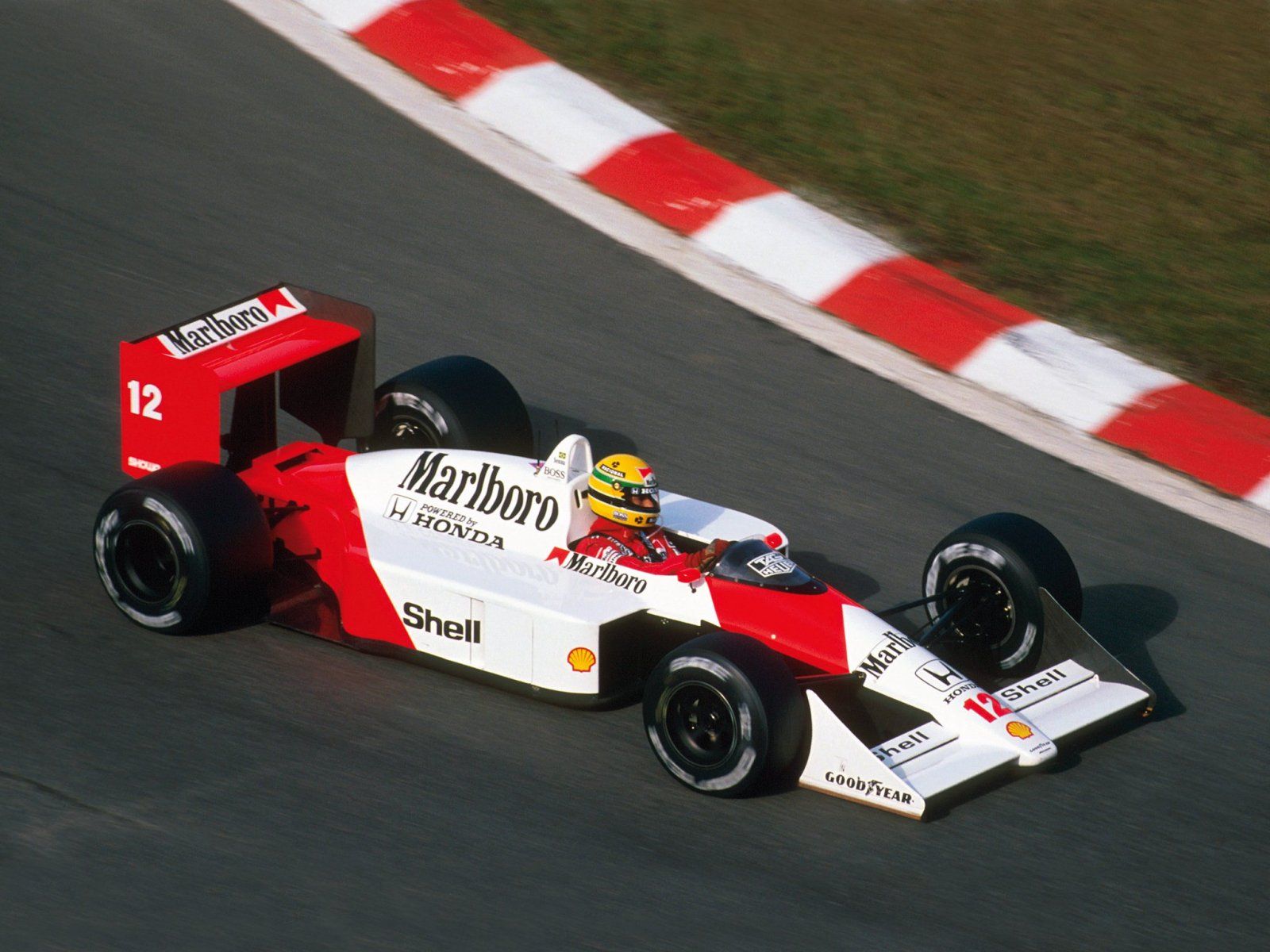 Recordando a Ayrton Senna y su McLaren MP4/4 - Deagencia