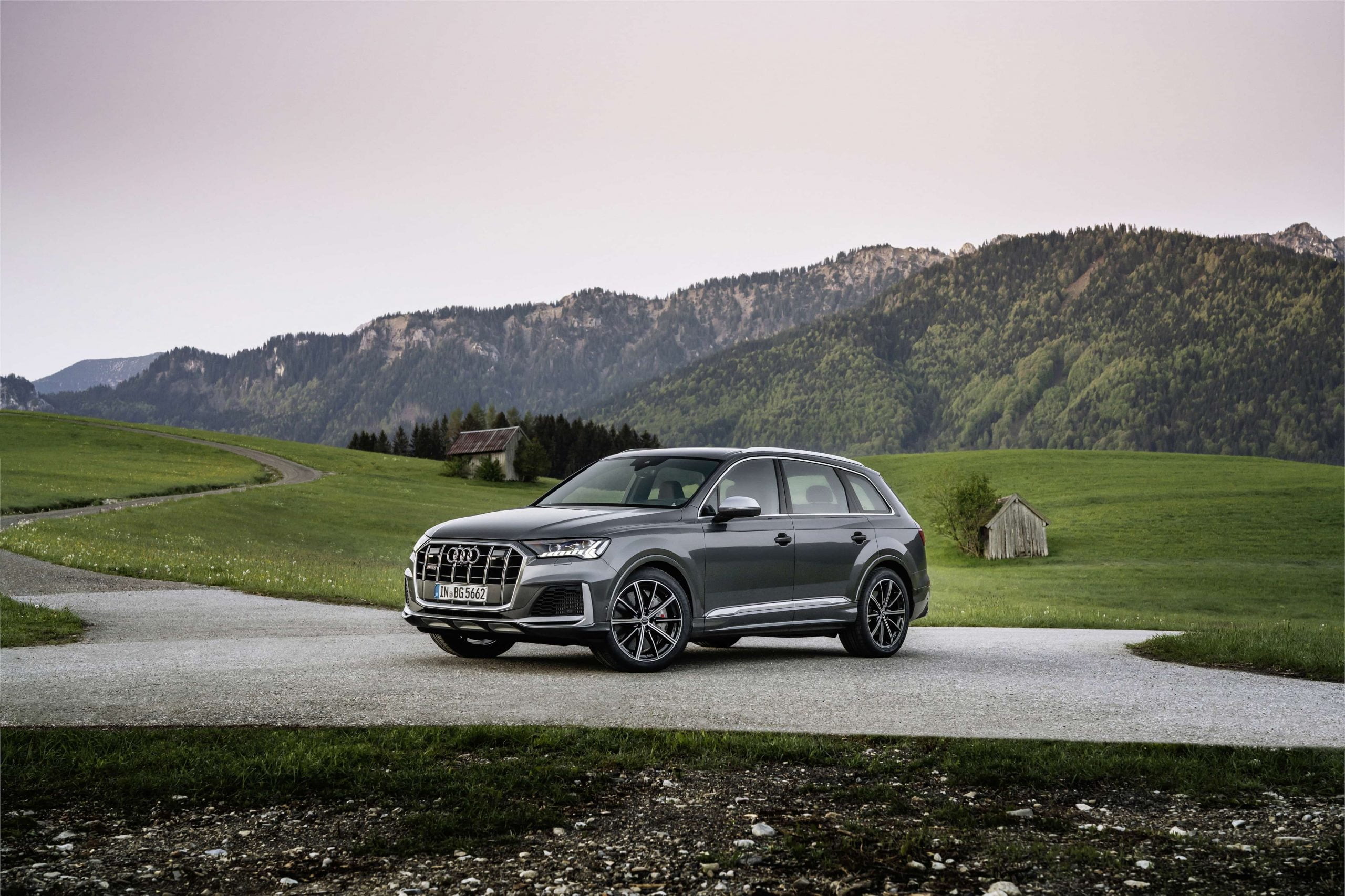 Los Audi SQ7 y SQ8 reciben más potencia gracias a un nuevo motor V8 de ...