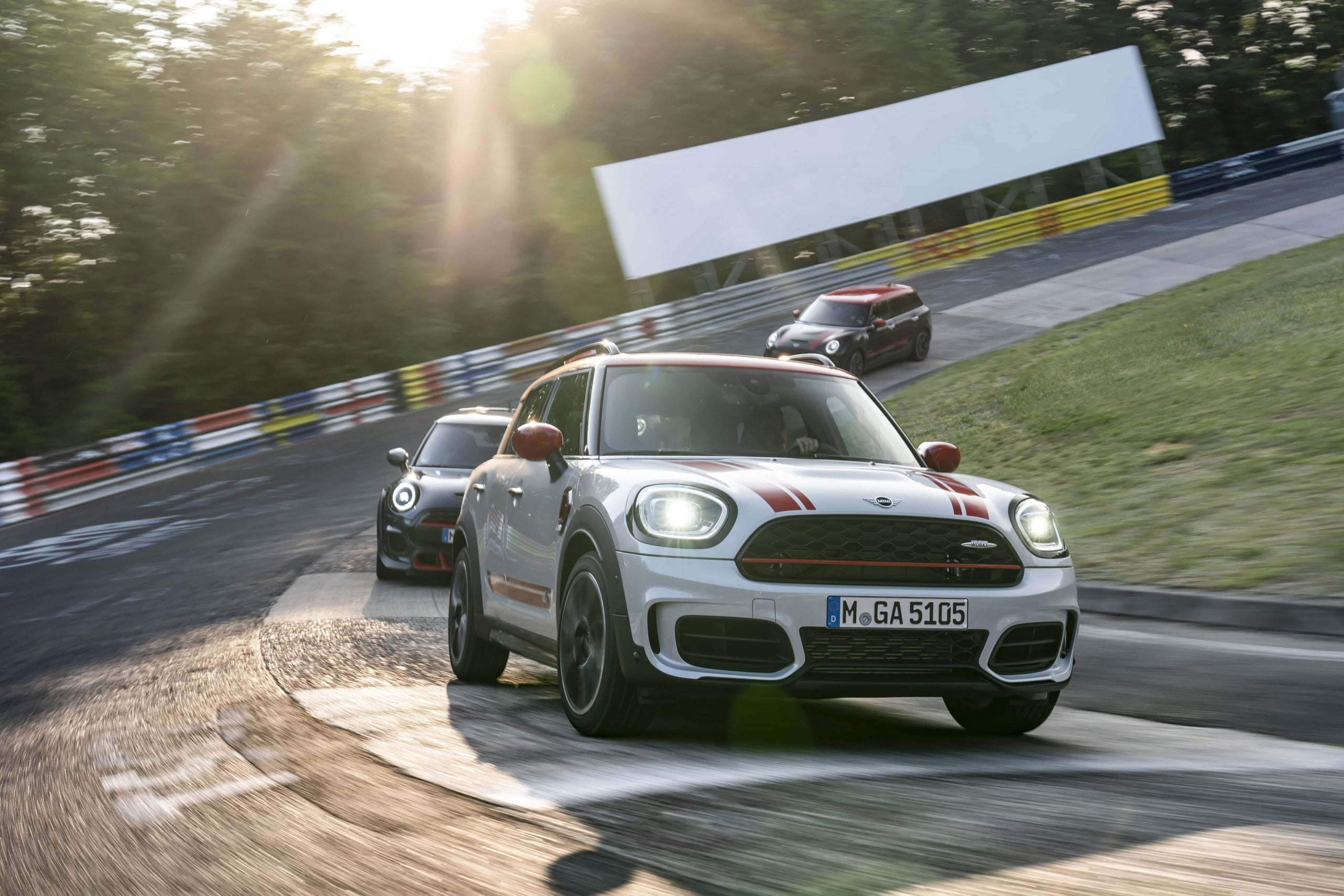 MINI Countryman JCW 2021: La variante deportiva de la línea recibe ...