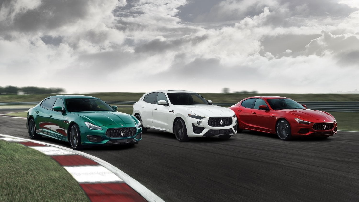 Los Maserati Ghibli y Quattroporte reciben el paquete Trofeo con hasta ...