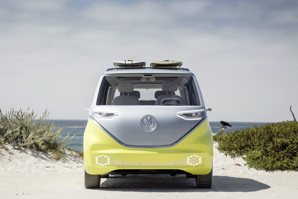 Volkswagen ID.Buzz 2024: La Combi eléctrica hará su debut en marzo de ...