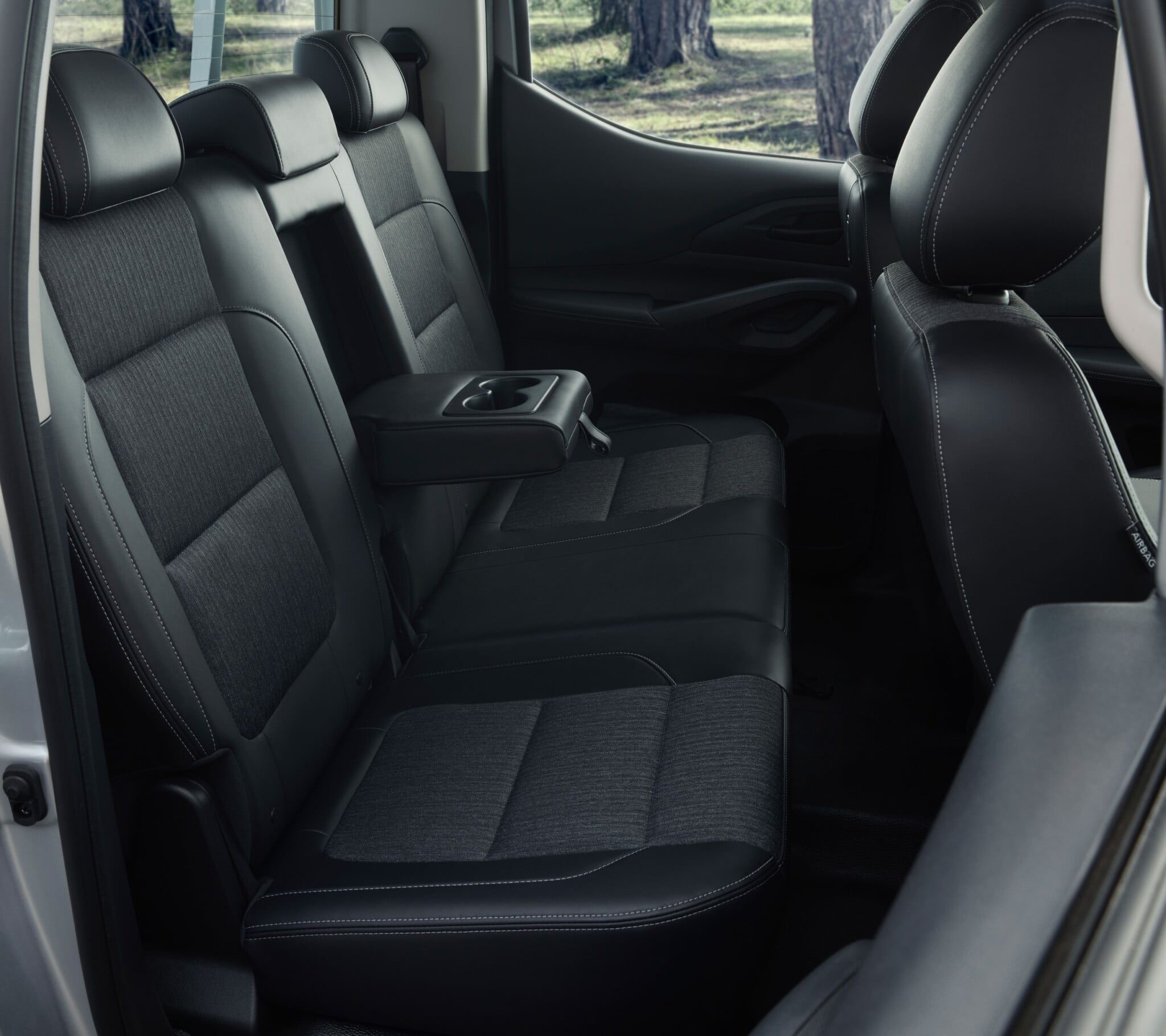 La nueva Peugeot Landtrek ya disponible en Panamá - Deagencia
