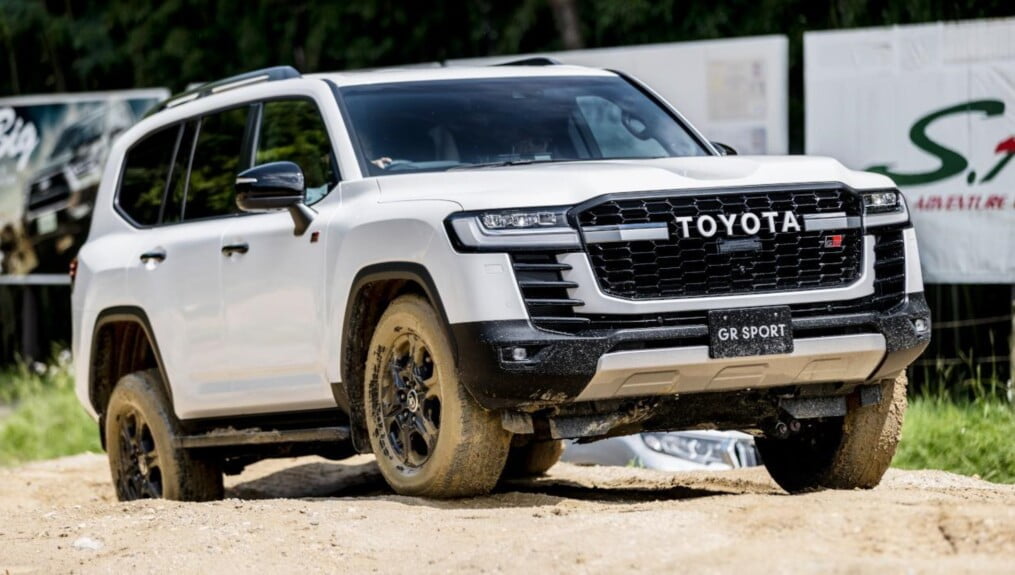 Toyota Land Cruiser 300 GR Sport: Nuevos detalles de la versión ...