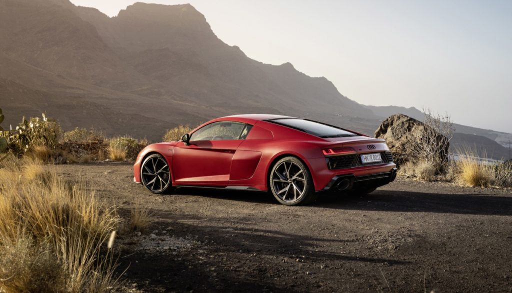 El nuevo Audi R8 V10 Performance RWD empieza sus andanzas - Deagencia