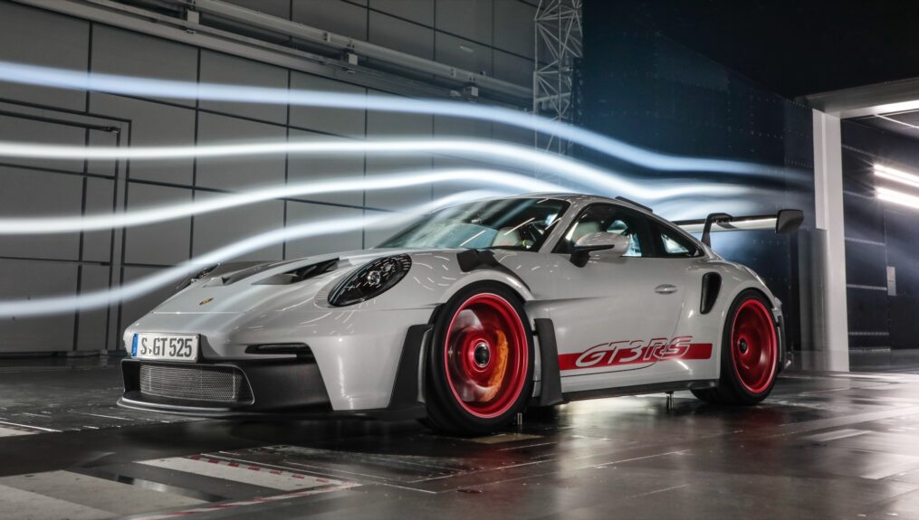 Porsche 911 GT3 RS: Una máquina para los track days que se puede matricular - Deagencia
