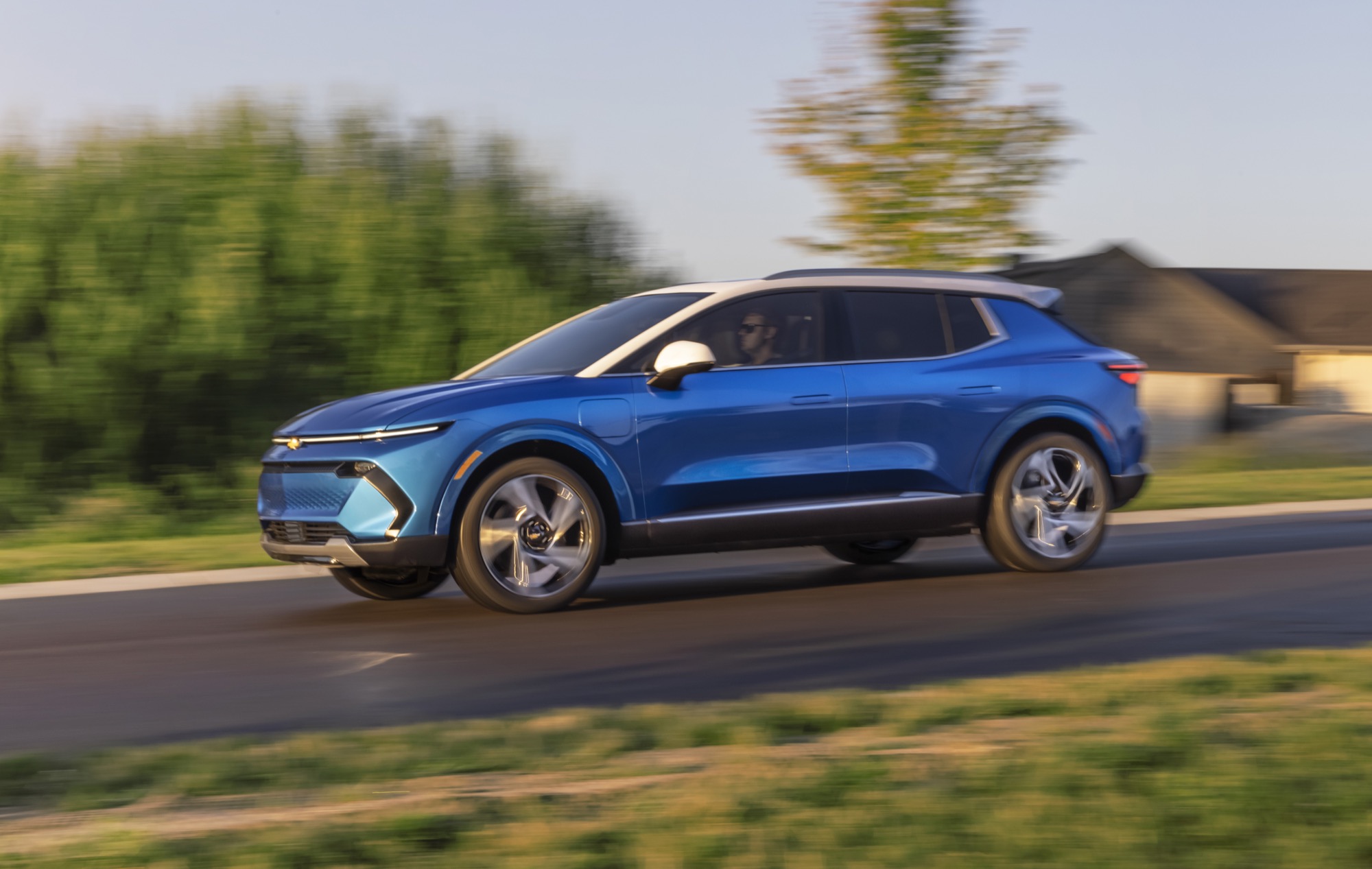 Chevrolet Equinox EV 2024: Un eléctrico accesible con hasta 482 km de autonomía - Deagencia