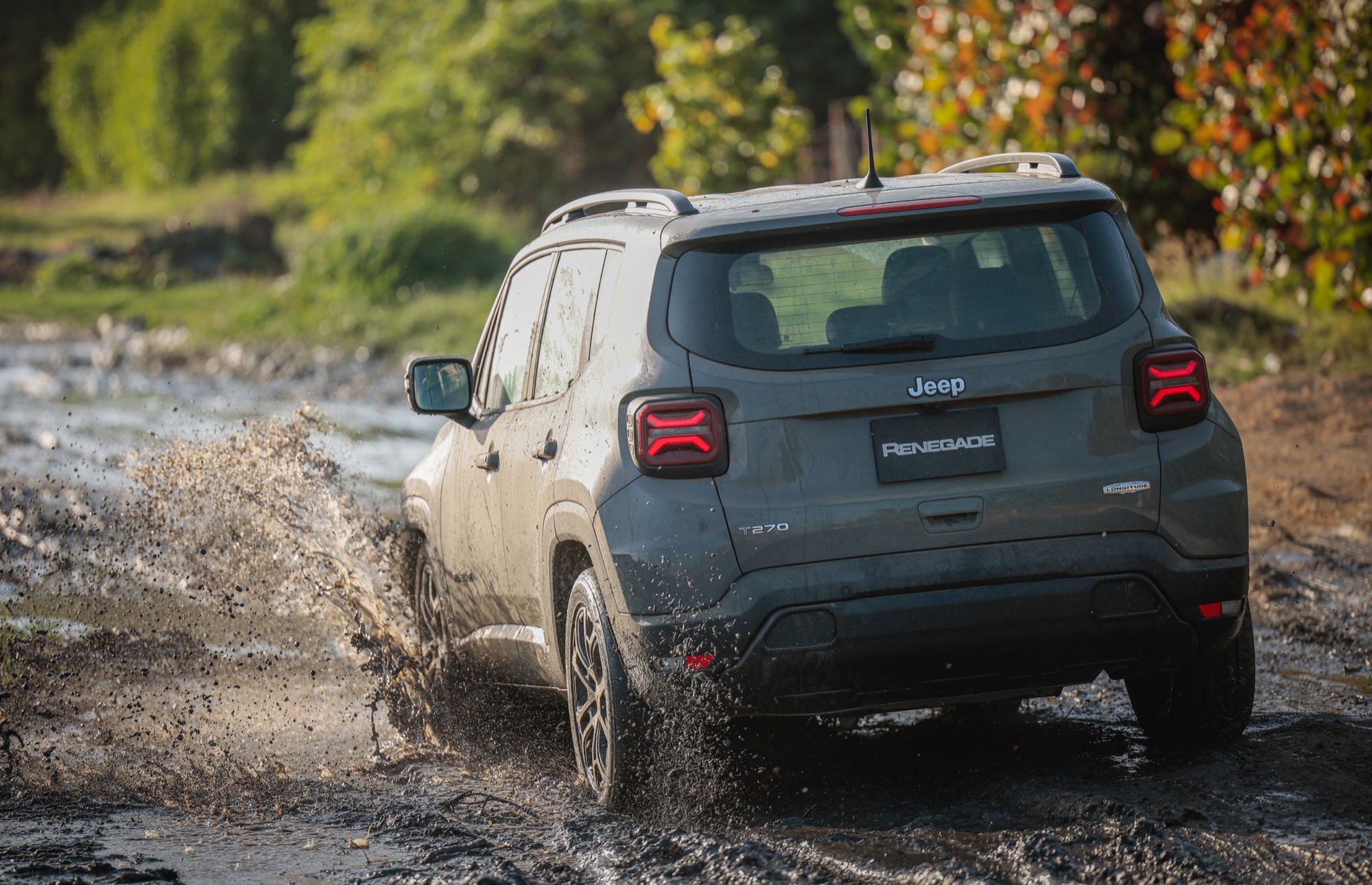Jeep Renegade 2023: Ahora con motor turbo y seis bolsas de aire ...