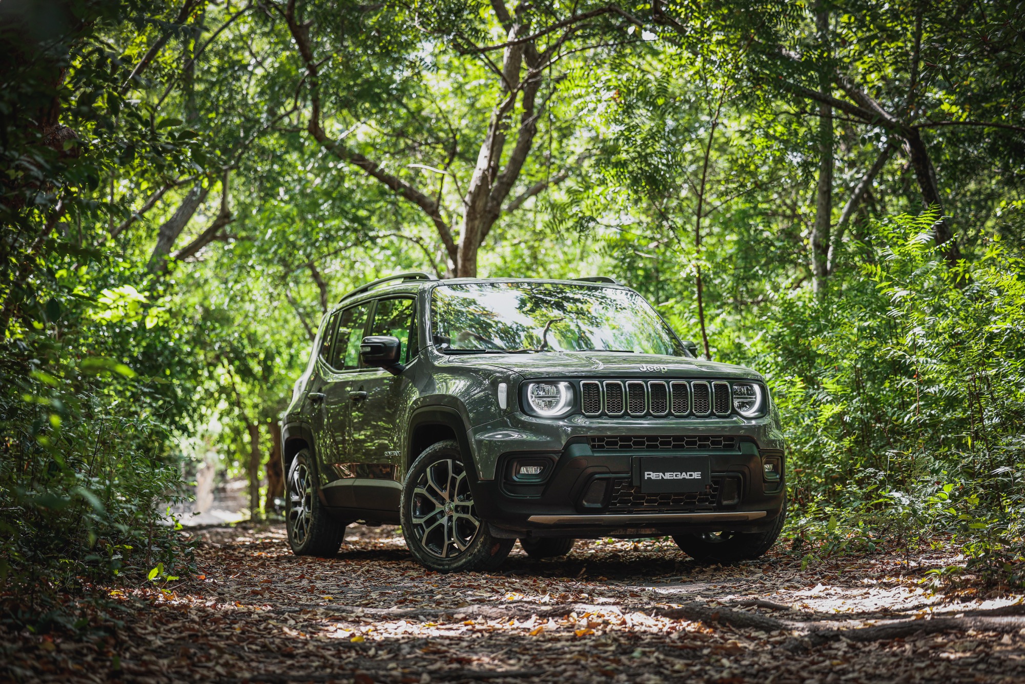 Jeep Renegade 2023: Ahora con motor turbo y seis bolsas de aire ...