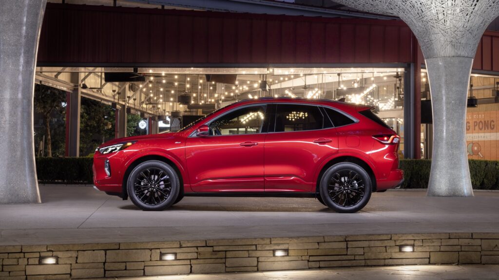 El Ford Escape 2023 se pone al día con nuevo diseño y más tecnología ...
