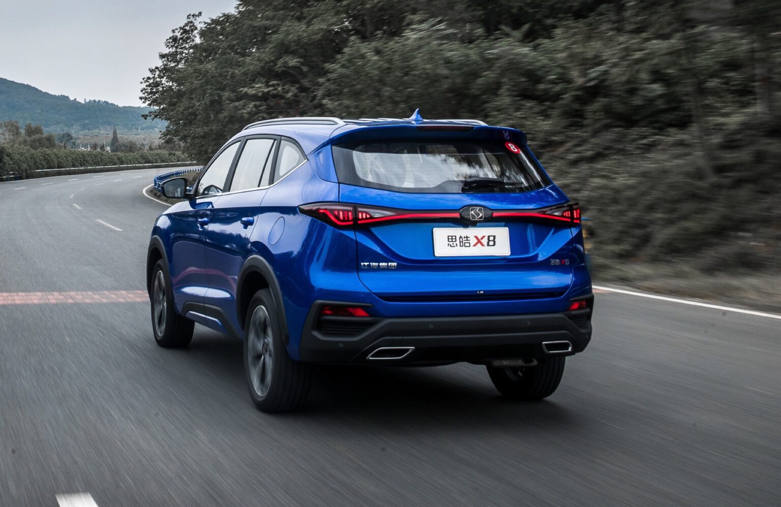 JAC JS8 2023 en Panamá: Precios y detalles del SUV de tres filas ...