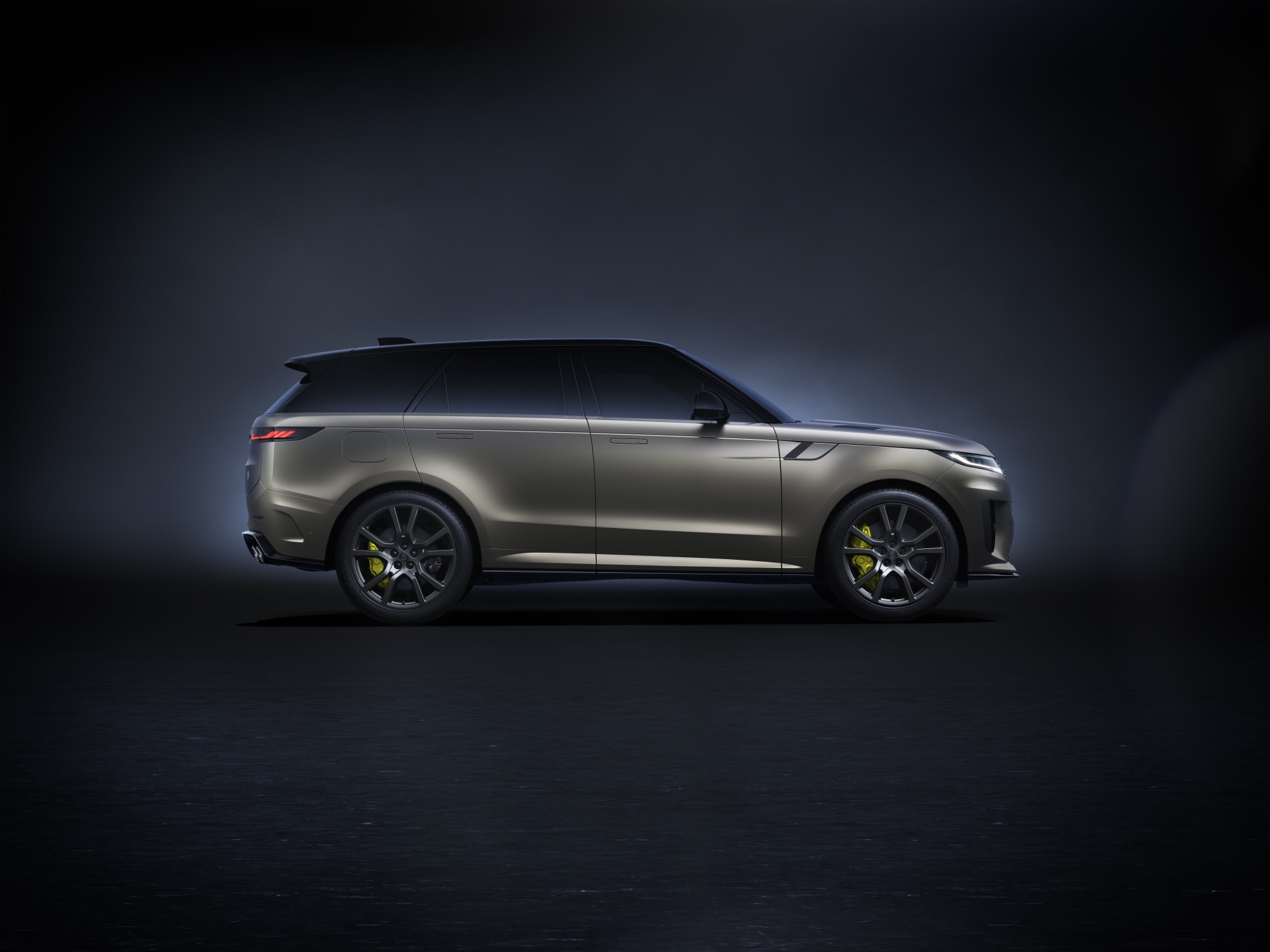 El nuevo Range Rover Sport SV debutó con 626 hp, cortesía de un nuevo ...