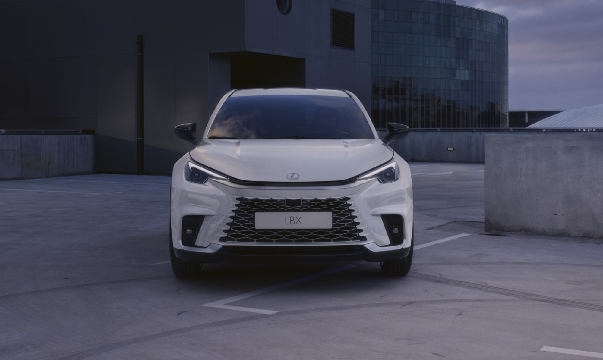 Lexus LBX 2024 en Panamá: Precio y detalles del SUV premium - Deagencia
