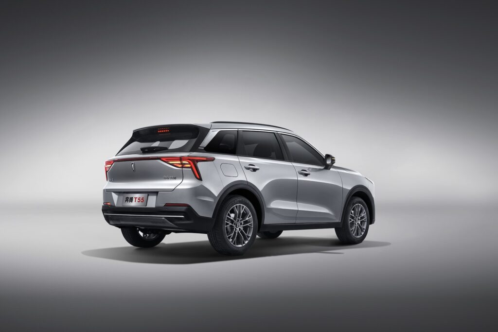 Bestune T55 2023 en Panamá: Precios y especificaciones - Deagencia