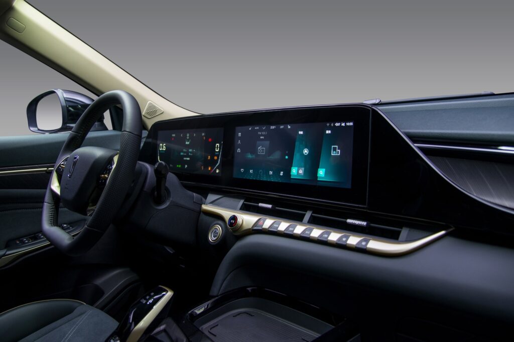 Bestune T55 2023 en Panamá: Precios y especificaciones - Deagencia