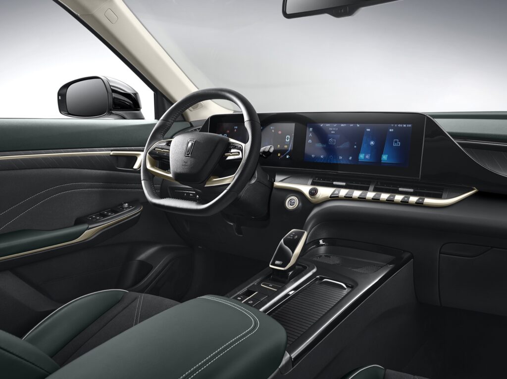 Bestune T55 2023 en Panamá: Precios y especificaciones - Deagencia