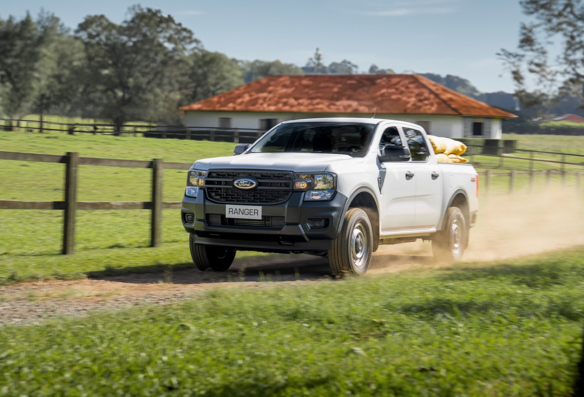 Así es la Ford Ranger XL 2024: La versión de entrada de la nueva ...