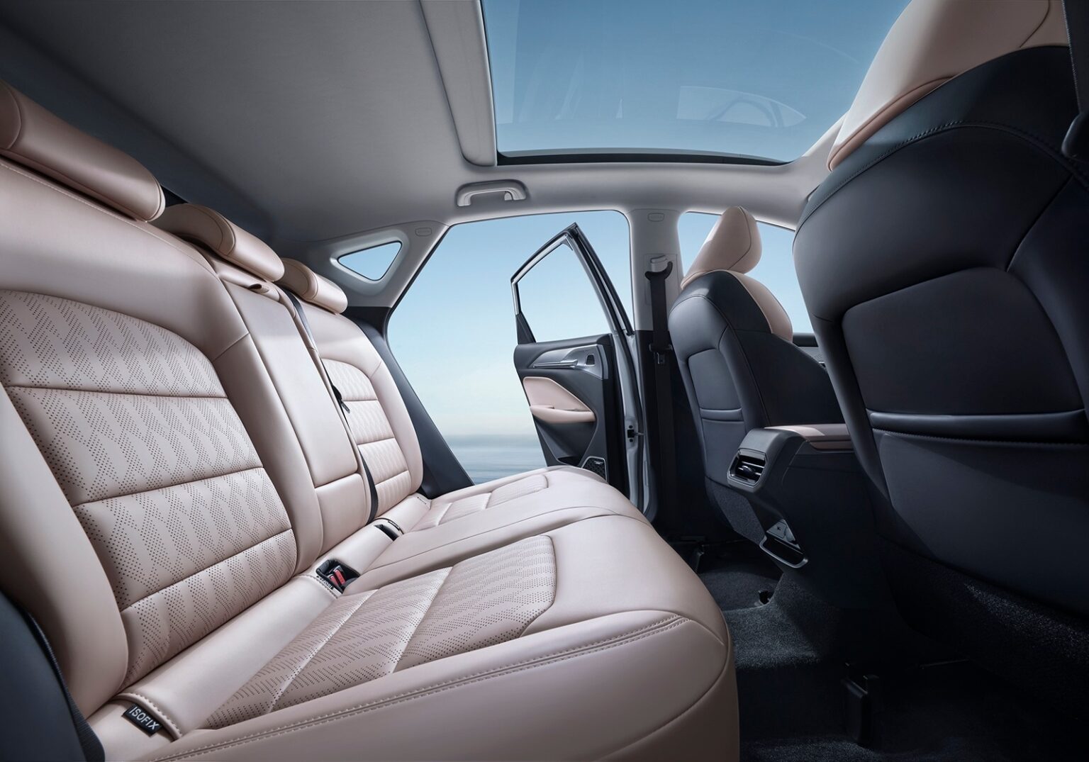 Geely Geometry C 2024 en Panamá: Precio y especificaciones - Deagencia