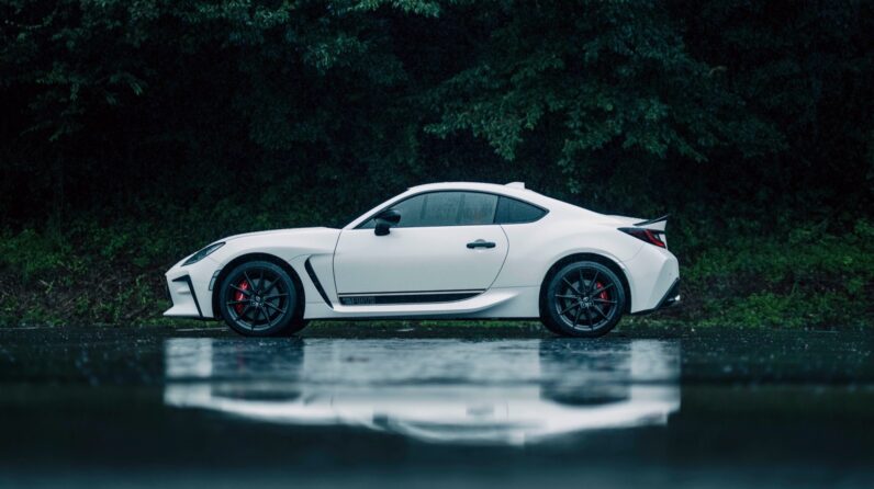 Toyota presentó el GR86 40 Aniversario: una edición especial limitada a ...