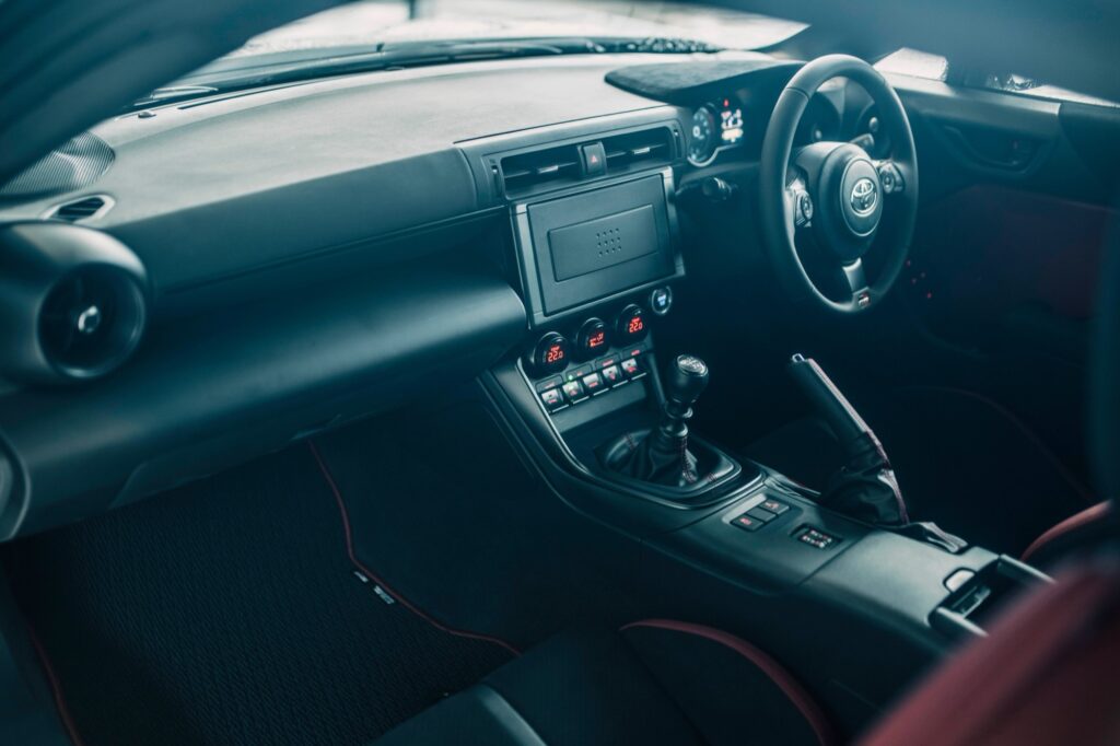 Toyota presentó el GR86 40 Aniversario: una edición especial limitada a 200 unidades para Japón ...