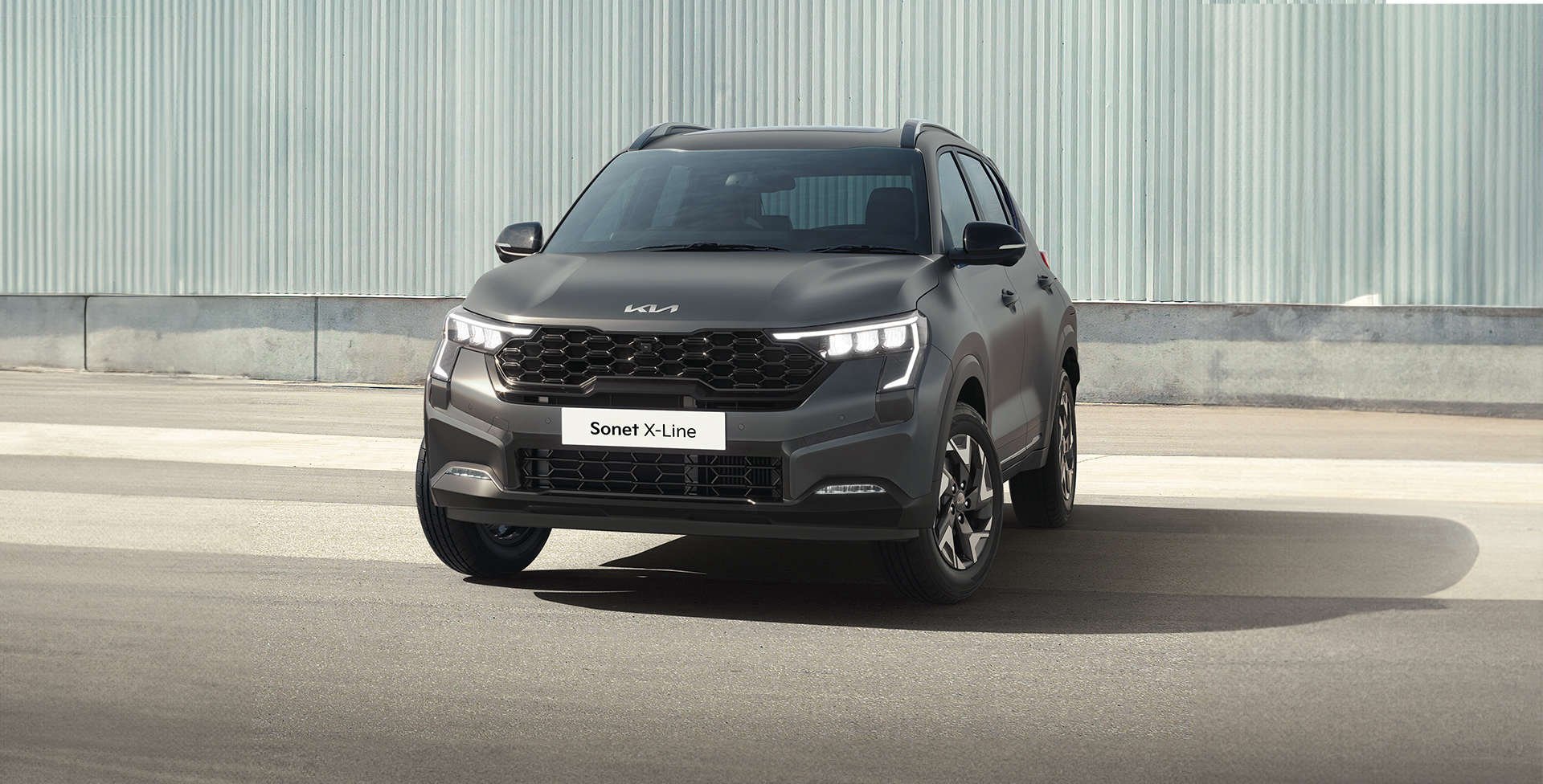 El Kia Sonet 2024 debutó en India, frontal e interior renovado y un ...