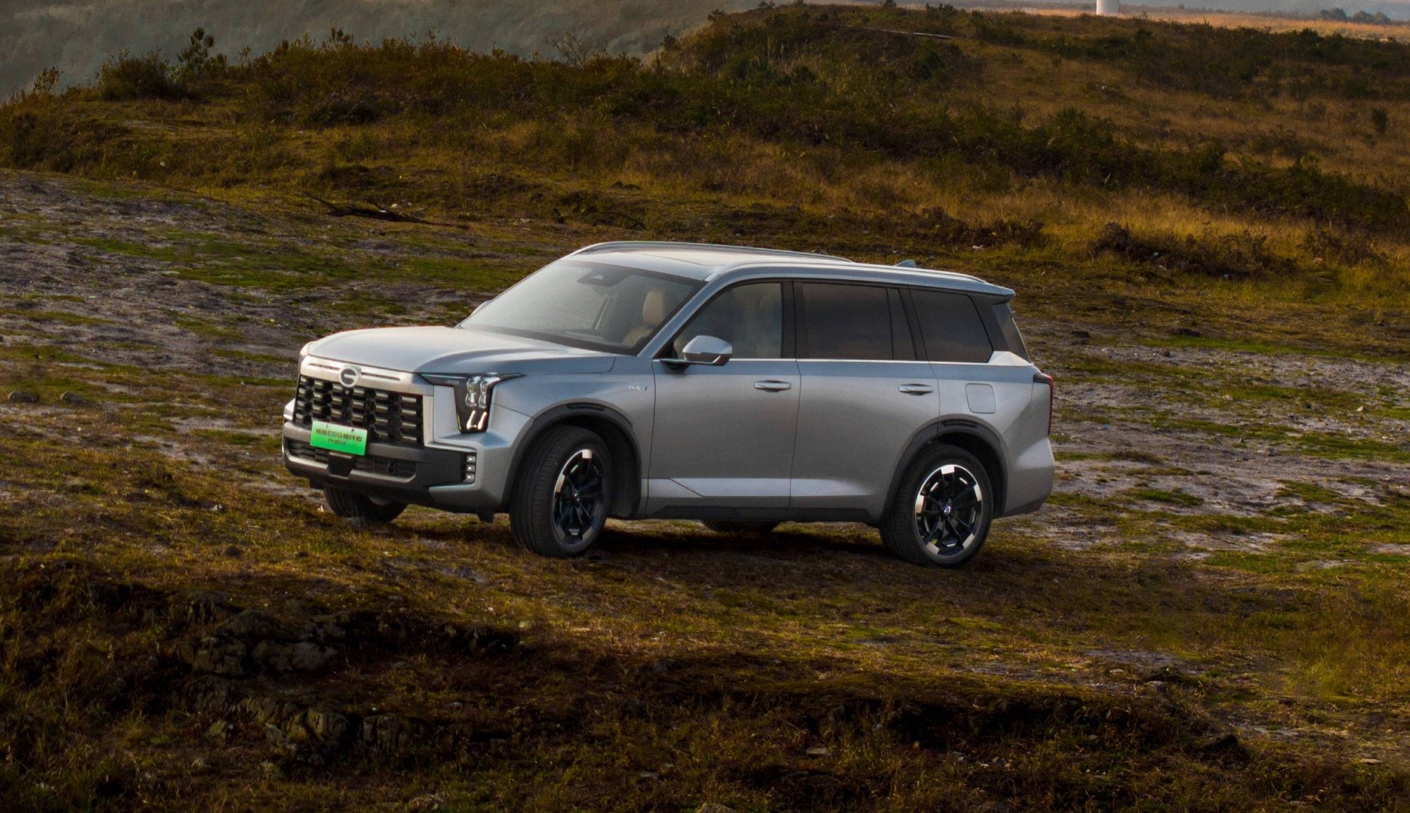 El GAC Trumpchi ES9 debutó como la versión híbrida enchufable (PHEV) del GS8 con 143 km de ...