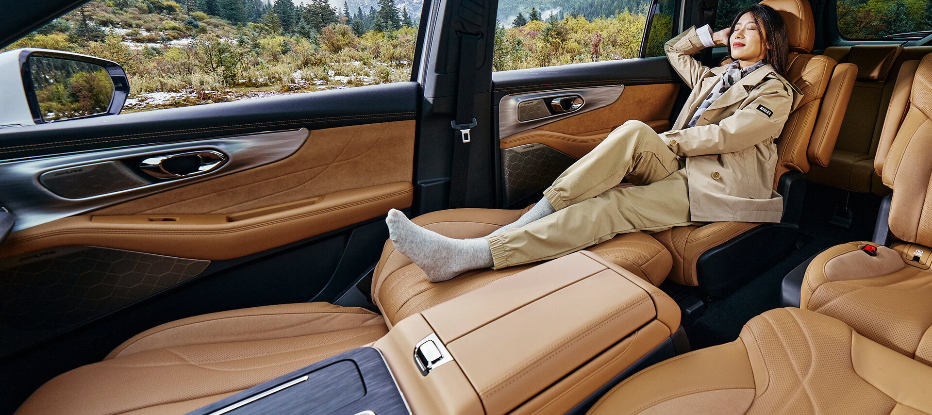 El GAC Trumpchi ES9 debutó como la versión híbrida enchufable (PHEV ...