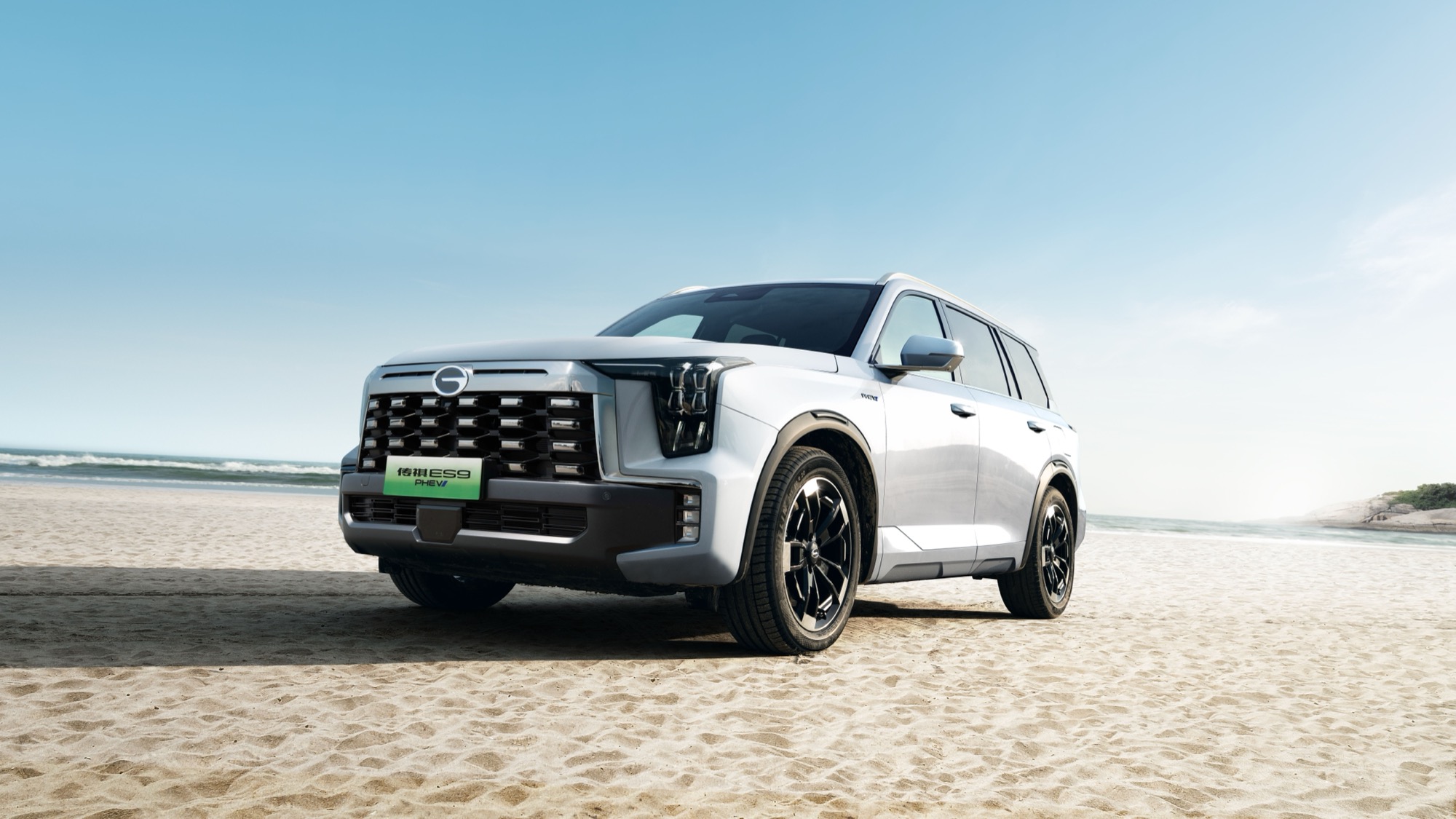 El GAC Trumpchi ES9 debutó como la versión híbrida enchufable (PHEV) del GS8 con 143 km de ...