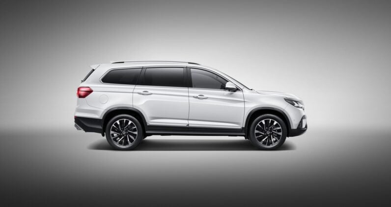 Forthing T5L en Panamá: Precios y detalles del SUV de tres filas ...