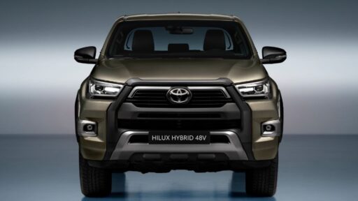 La nueva Toyota Hilux Hybrid 48V (MHEV) con disponibilidad confirmada ...
