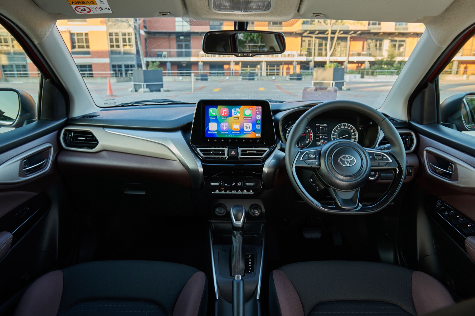 El Toyota Starlet Cross debutó en Sudáfrica como un Suzuki Fronx ...