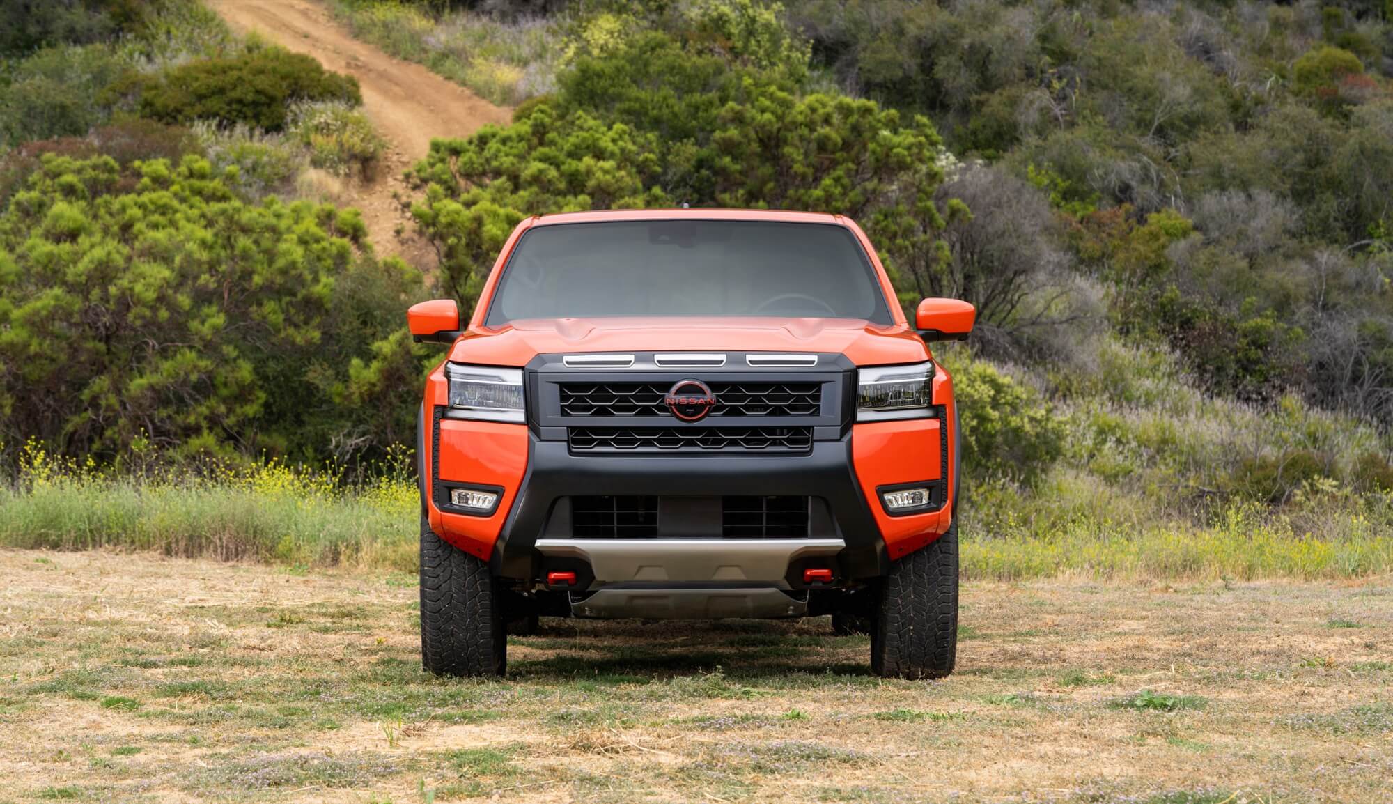 Nissan renovó la Frontier 2025 en Estados Unidos: nueva cara, más ...
