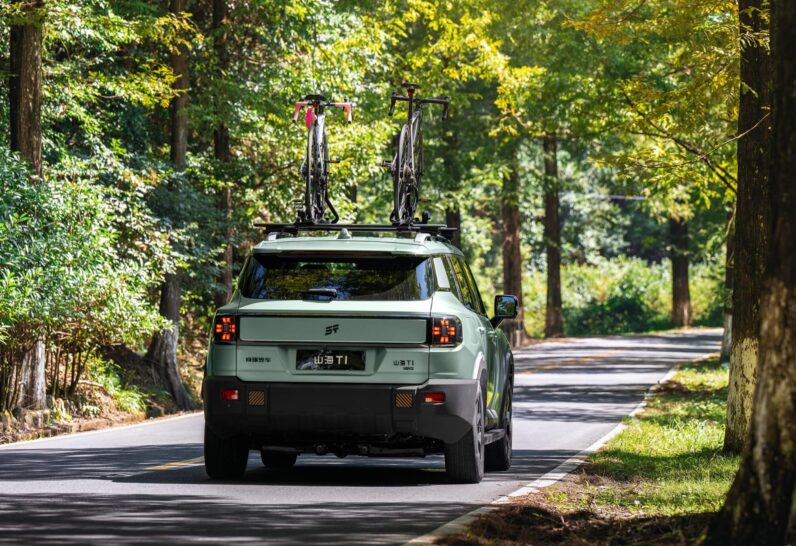 Jetour presentó en China el T1, un SUV PHEV de apariencia off-road y ...