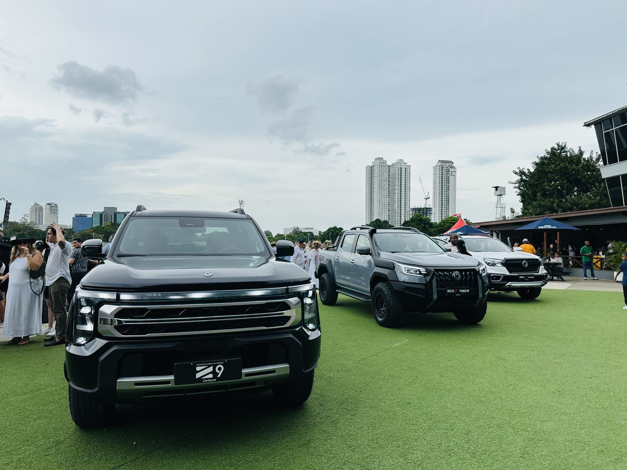 Carbone presentó en Panamá la pickup Dongfeng Z9 - Deagencia